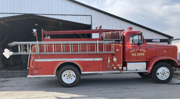 MOTORIZED APPARATUS - Canadian Fire Fighters Museum